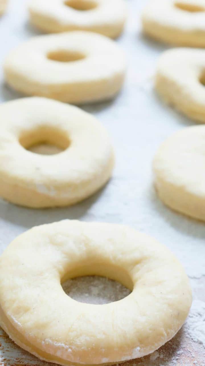 Soft and Fluffy Glazed Donuts Recipe | Kitchen At Hoskins