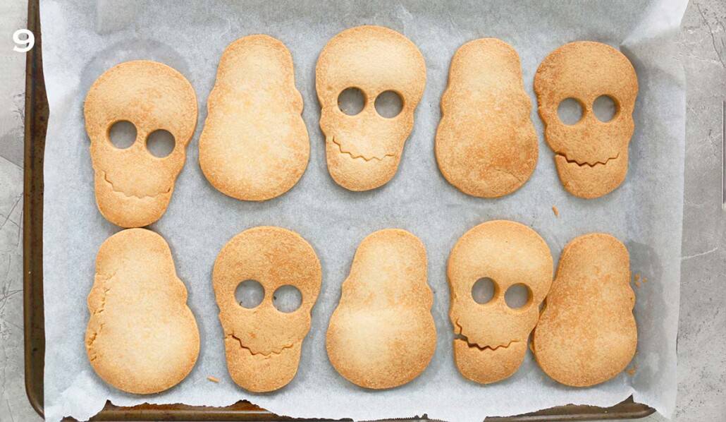 Skull Cookies with M&M Flowers | Kitchen At Hoskins
