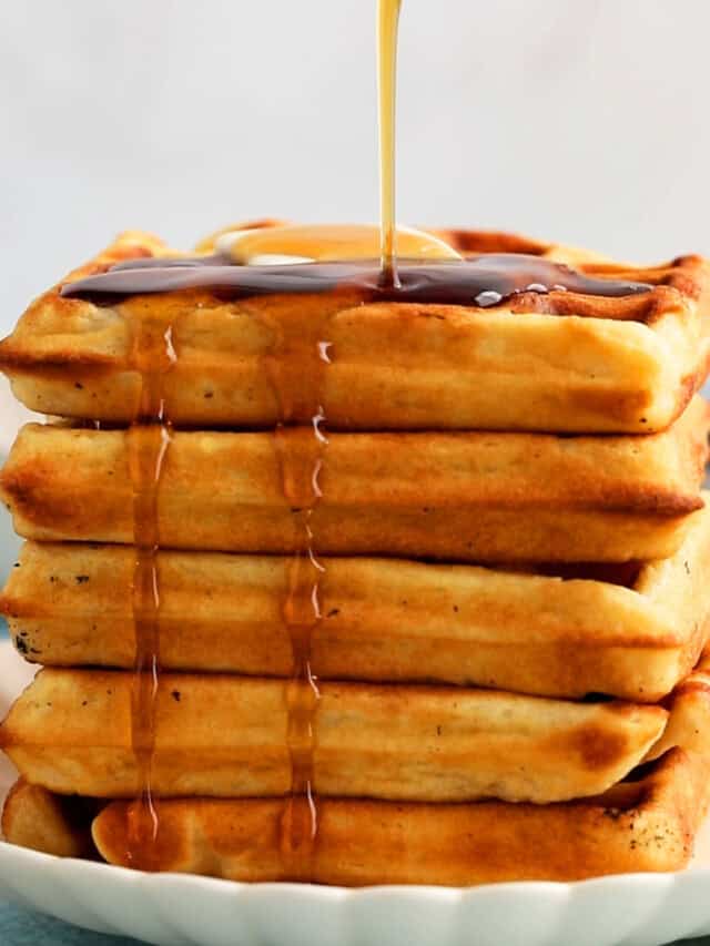 Eggless Waffles {Easy & Crispy} | Kitchen at Hoskins